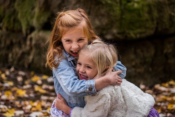 Why Do Girls Hug Guys Around The Neck? - 360Mag